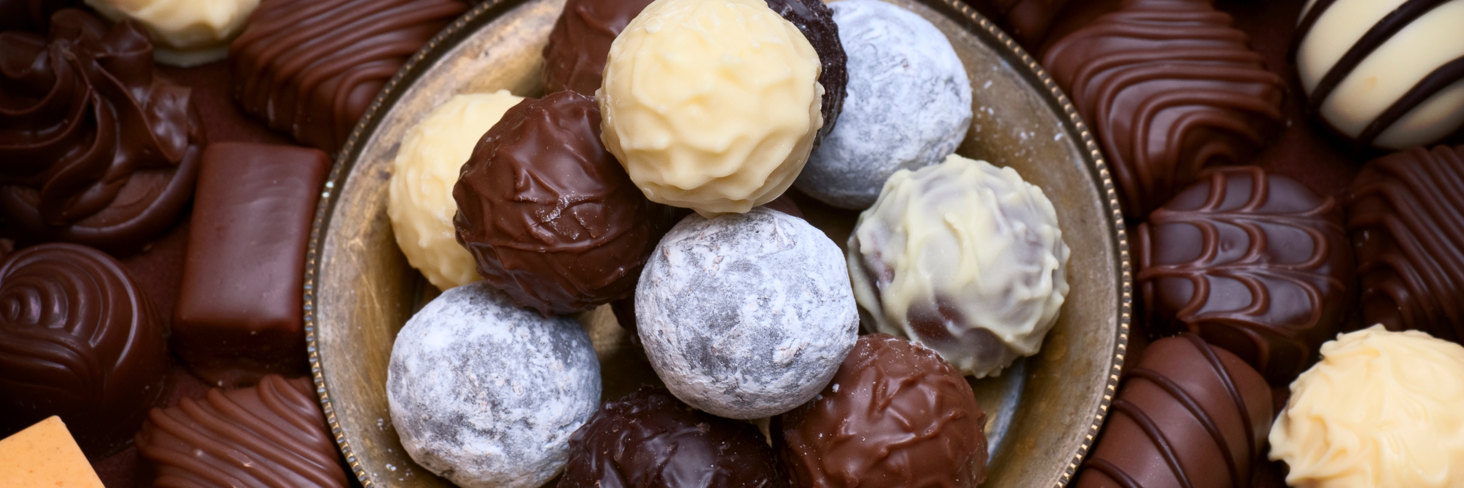 Is It Good To Eat Chocolate During Your Period? – MyCup
